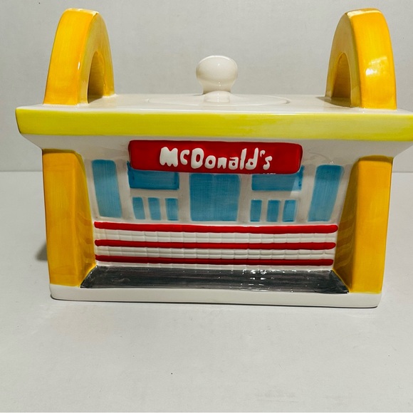 McDonald's | Dining | Mcdonalds Themed Kids Toy Box Yellow And Red ...